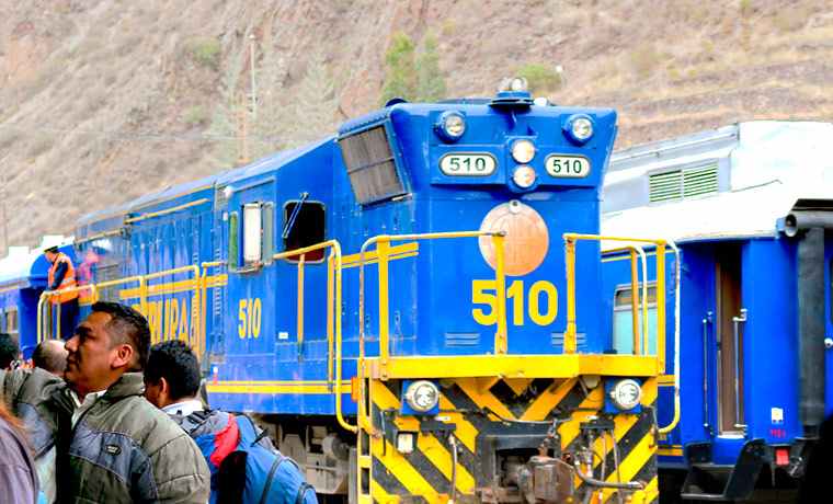 Machupicchu Full Day en Tren "Peru Rail - Expedition" - Cusco Tours Peru